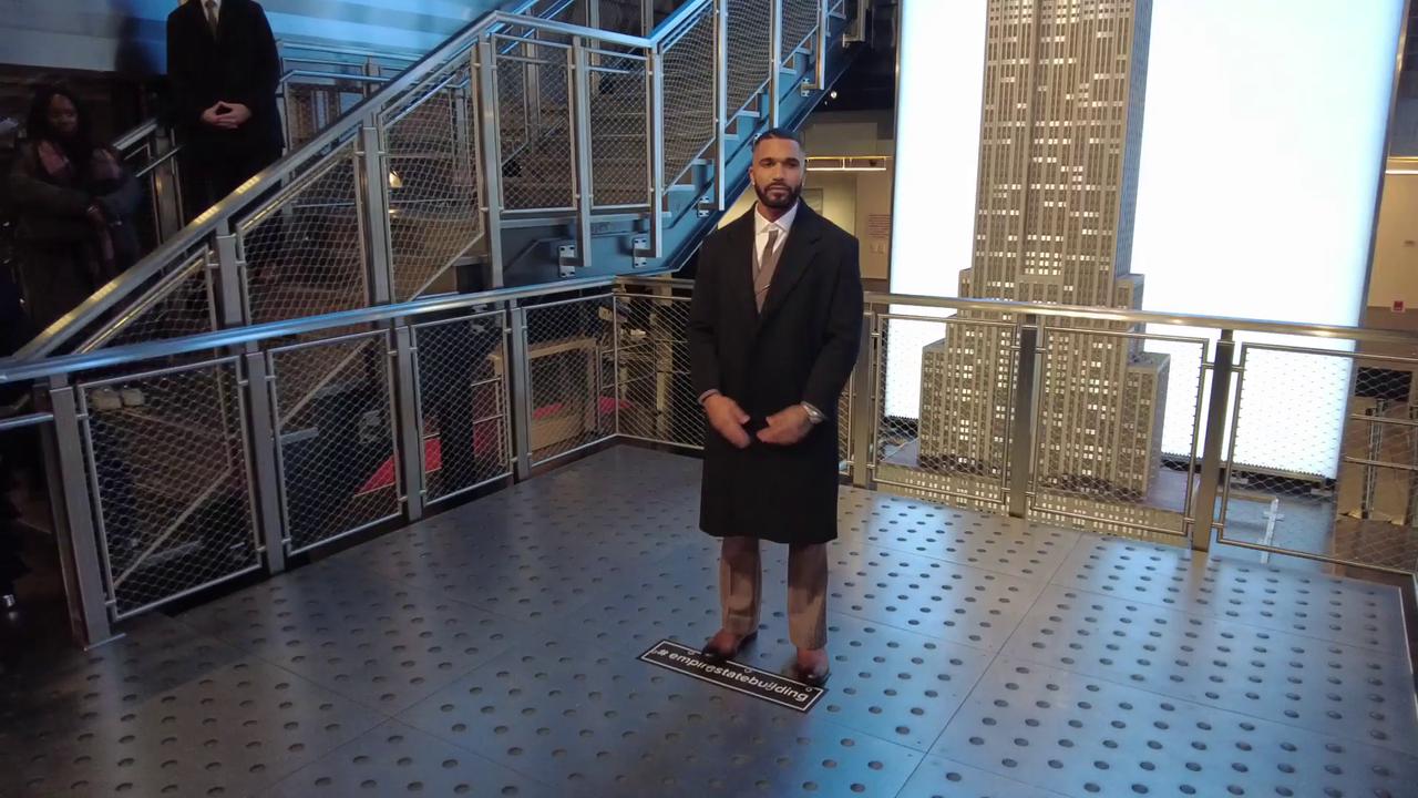 NY: Prime Video's 'Harlem' cast visits the Empire State Building ahead ...