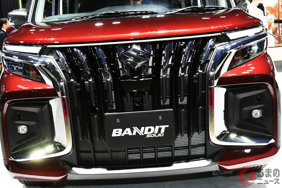 スズキ新「ソリオ／ソリオ バンディット」初公開！ 迫力顔採用＆エンジン刷新で1月登場？ 先行で実車展示も、反響は？ 大幅刷新で何が変わる？