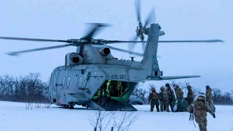 UK Commandos Deploy to the Arctic on a Strategic NATO Mission