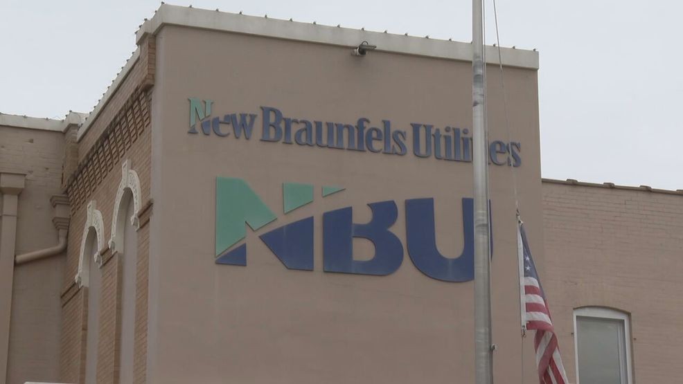 Future of downtown New Braunfels hotel unclear as city leaders evaluate ...