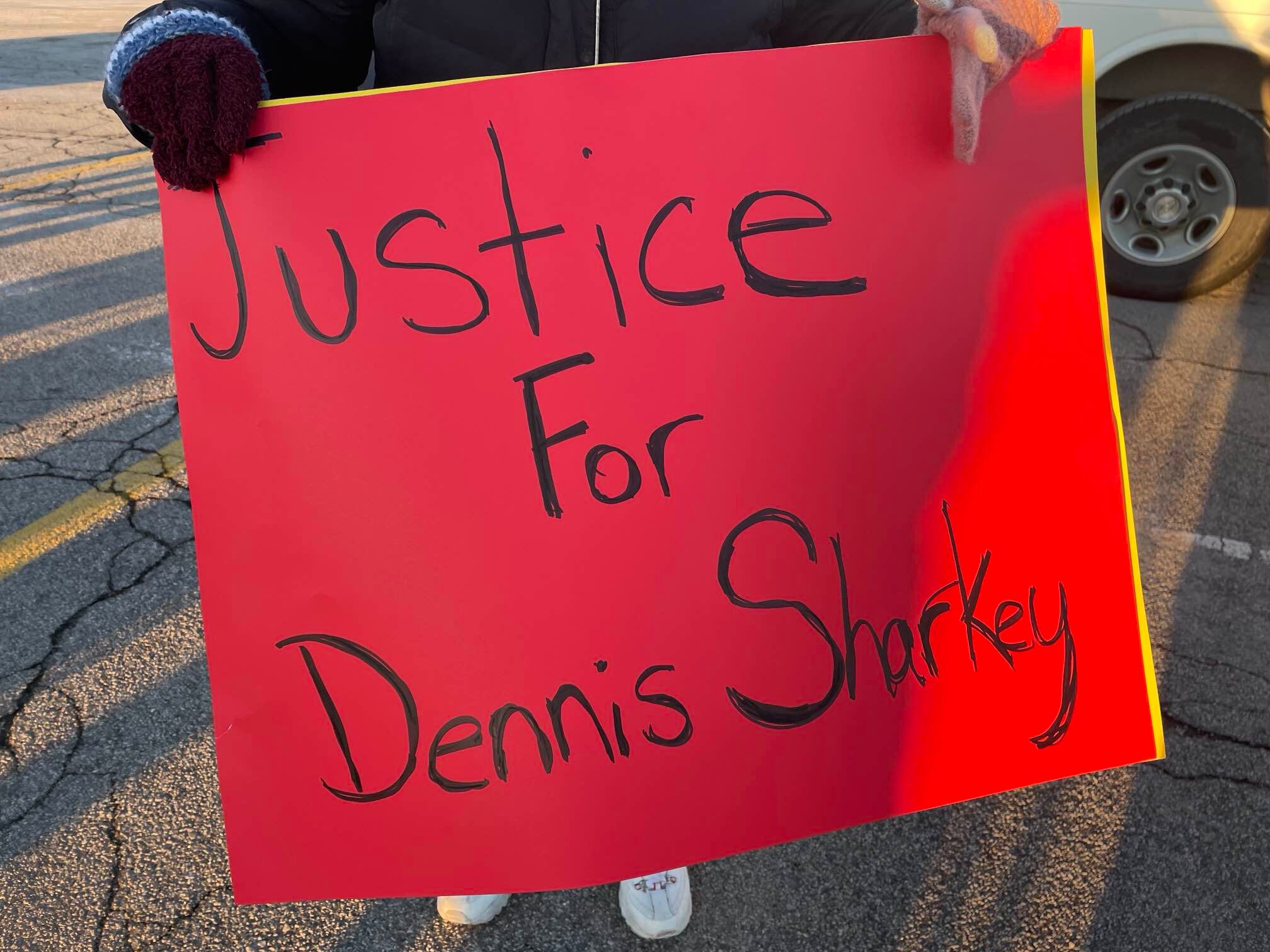 ‘It just doesn’t make sense’: Family, friends of sports reporter seek ...