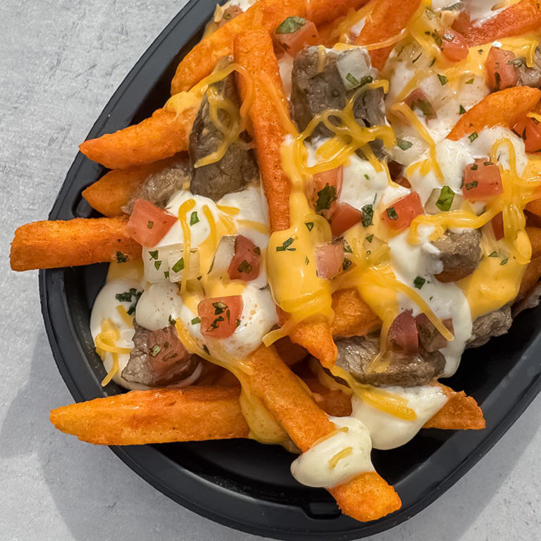 Taco Bell Just Revealed Plans to Drop Steak Garlic Nacho Fries