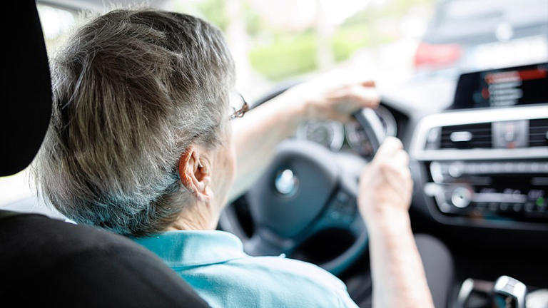 Illinois to increase ages for seniors’ driving tests