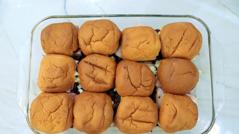 Ham and cheese sliders are tasty and super popular - Ham and beef sliders