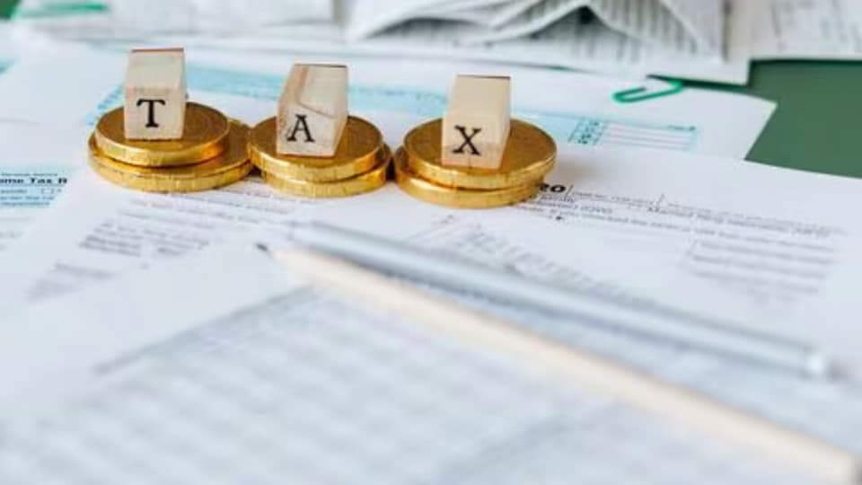 How to maximise your income tax savings? Key deductions under the old ... How to maximise your income tax savings? Key deductions under the old ...