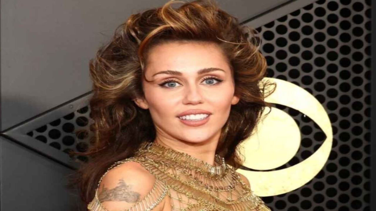 Miley Cyrus Opens Up About Six Years Age Gap With Her Boyfriend Maxx ...