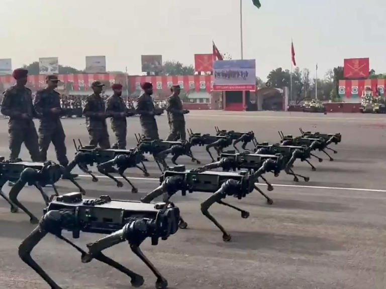 Indian Army's robotic dogs perform synchronised parade on Army Day in ... Indian Army's robotic dogs perform synchronised parade on Army Day in ...