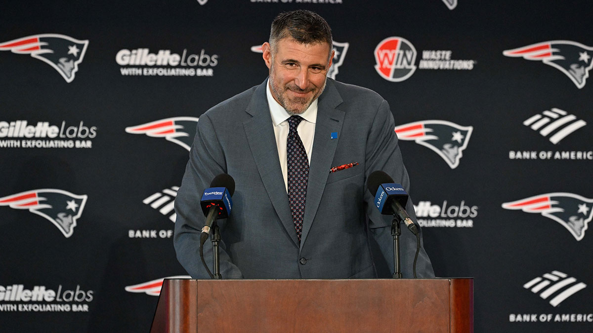 Patriots HC Mike Vrabel cracks wild Cardi B, Stefon Diggs double date joke
