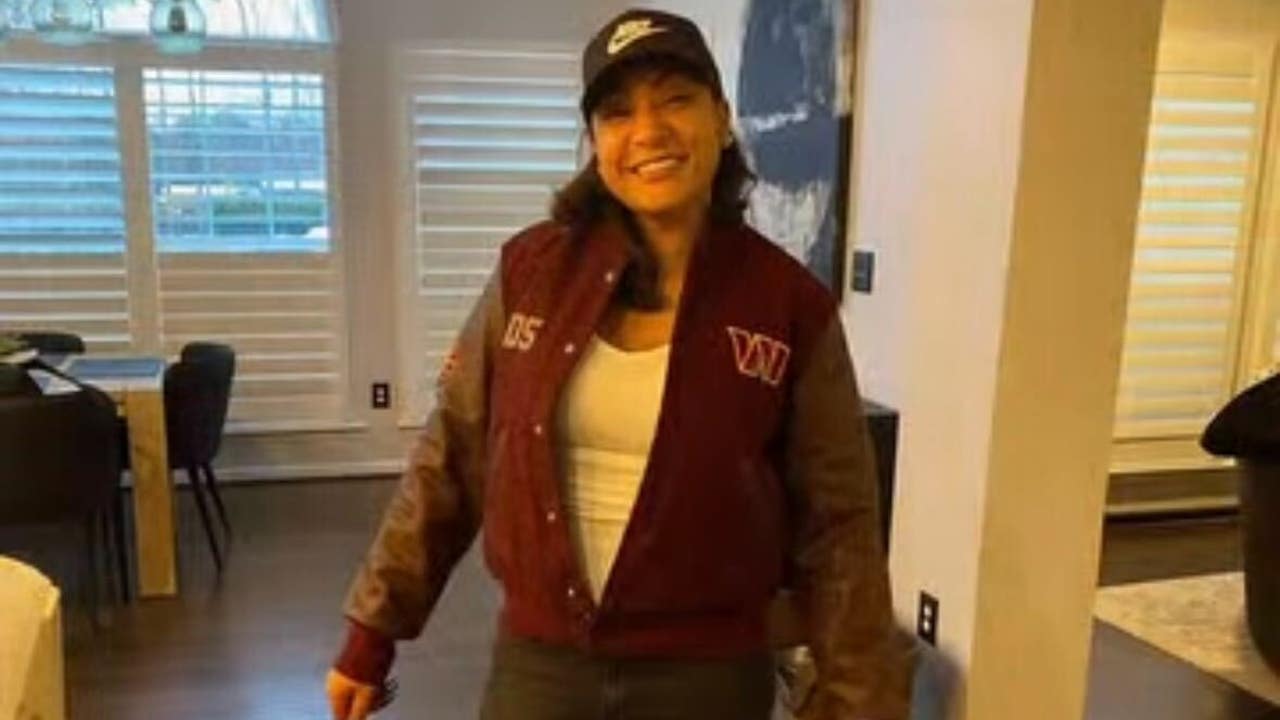 Jayden Daniels' mom enlists Maryland clothing shop for custom 'Momma 5 ...