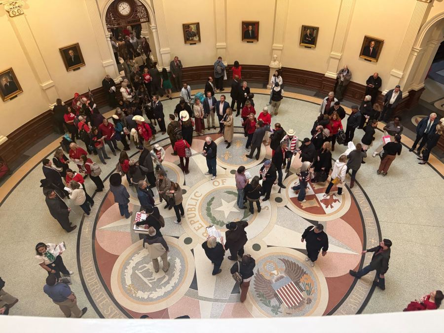 Dustin Burrows voted as next Texas House Speaker after second vote