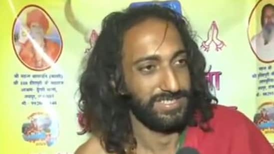 Meet IITian Abhay Singh alias ‘Engineer Baba’, who is grabbing ...