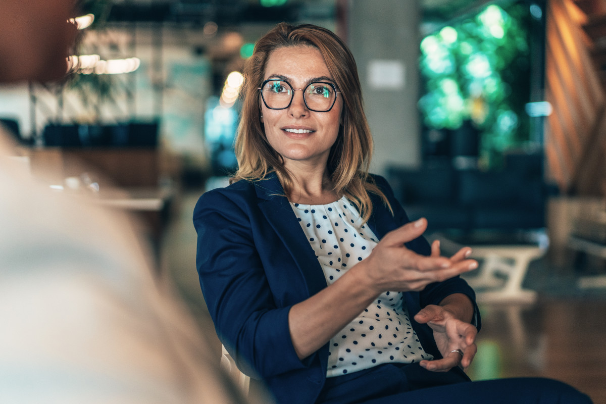 8 Subtle Signs You Might Be Considered a 'Snob,' According to Psychologists