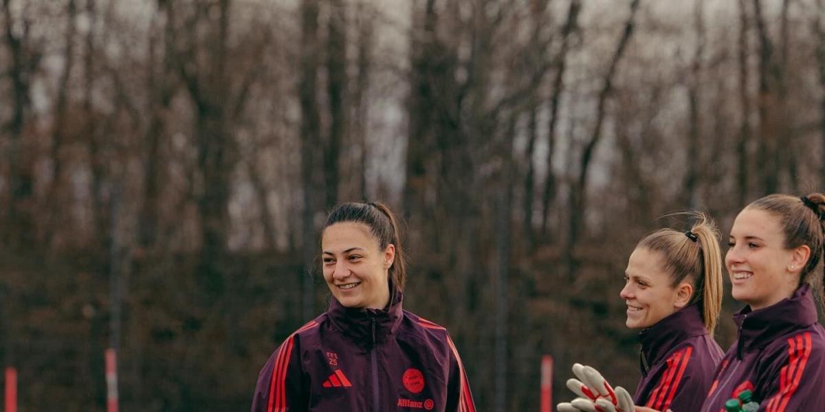 Mala Grohs, portera del Bayern, vuelve a entrenar tras ser operada de ...