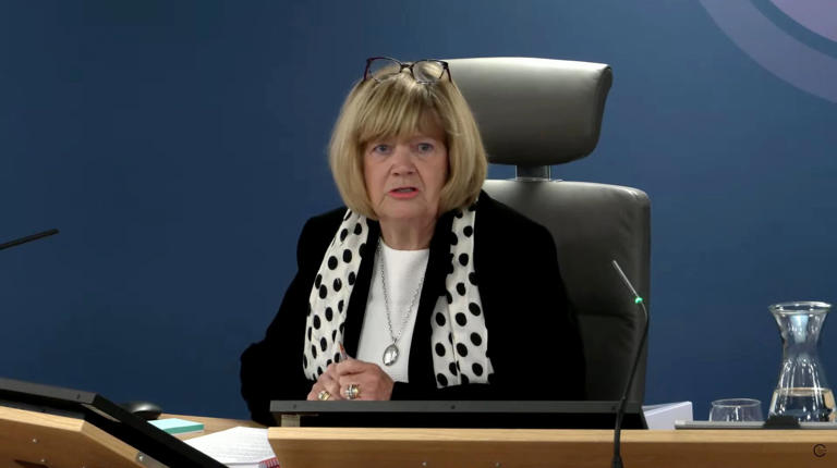 Bereaved families criticise Covid-19 vaccine rollout at public inquiry Bereaved families criticise Covid-19 vaccine rollout at public inquiry