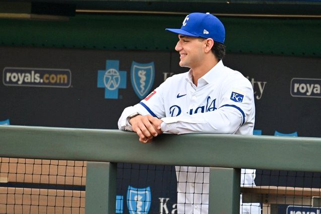 Top 25 Fantasy Baseball Prospects to Stash (Redraft): Eric Cross ...