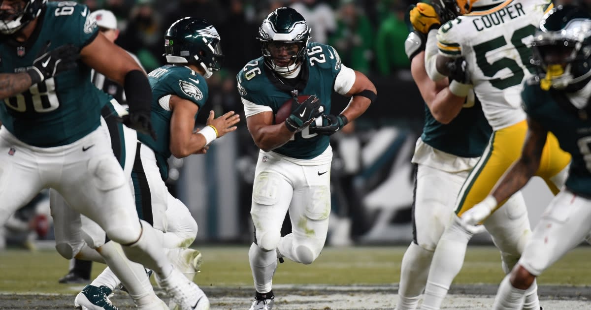 Eagles fan fired from job after harassing Packers fan at Wild Card game