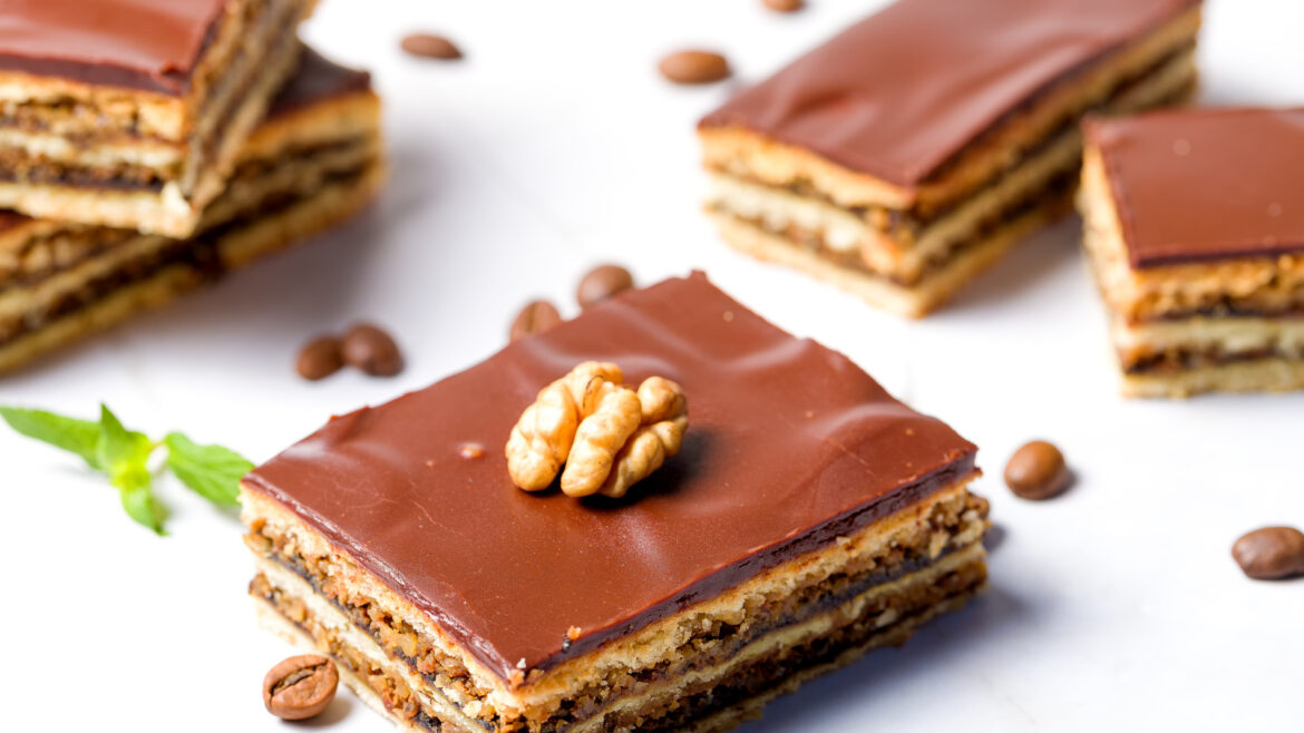 20 most-watched Netflix shows and movies ever, ranked by Rotten ...