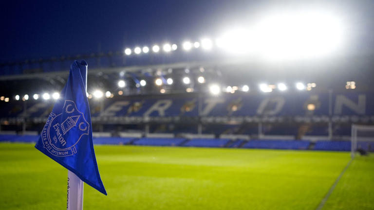 Everton 0-0 Aston Villa: Live | Second half underway