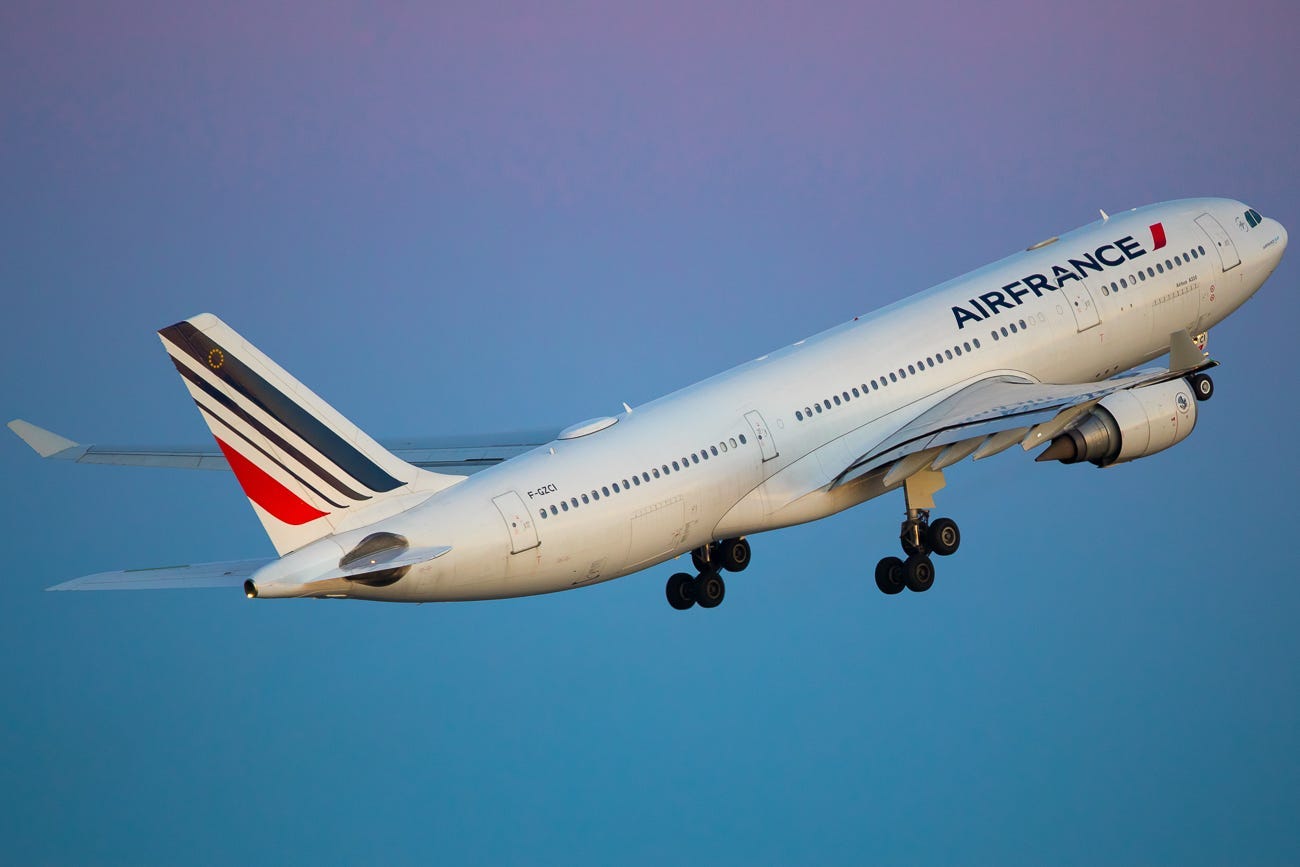 Kansas woman dies on Air France flight from Paris to Boston despite ...