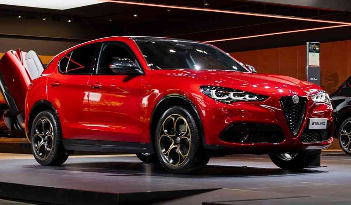 Alfa Romeo präsentiert die Sonderedition Intensa für Giulia, Stelvio ...