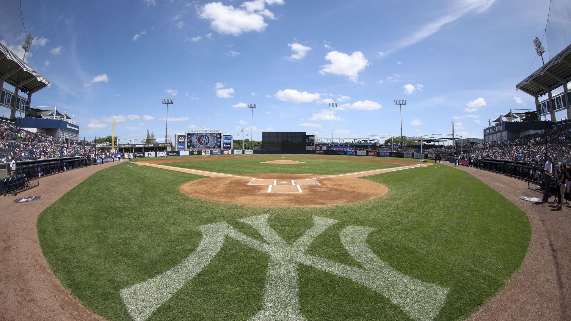 Yankees 2025 international prospects signing tracker