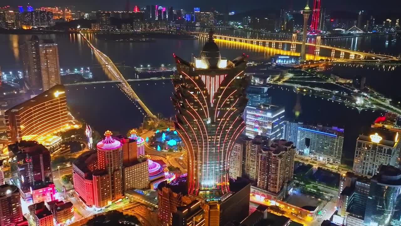 마카오의 스카이댄스: 문화와 빛을 통한 드론 여행