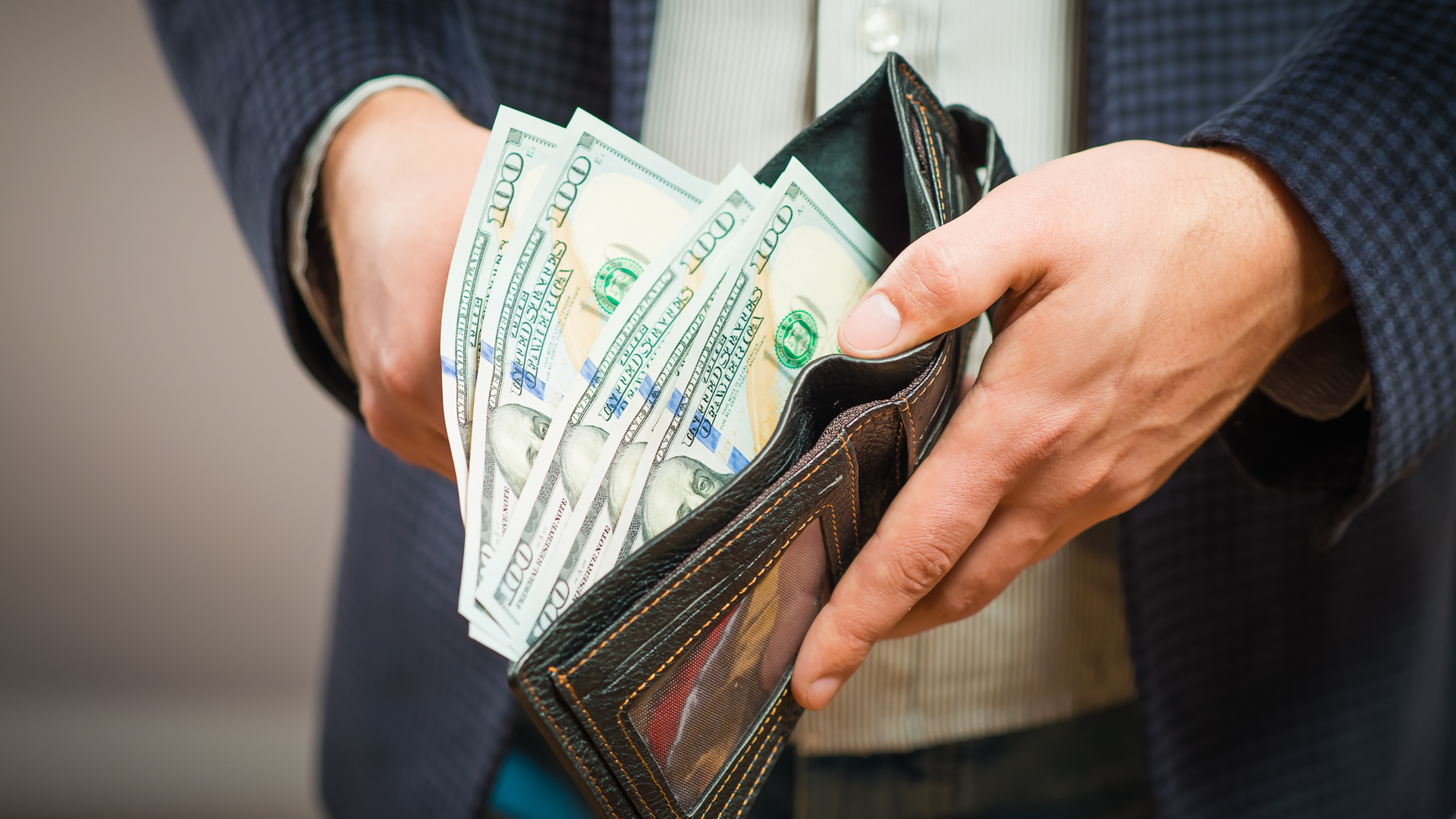 5 Ways To Avoid Losing Money to Lifestyle Creep After Getting a Raise