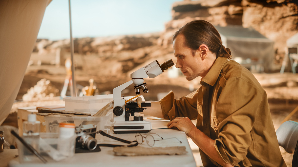 15 Fascinating Ancient Artifacts That Defy Explanation