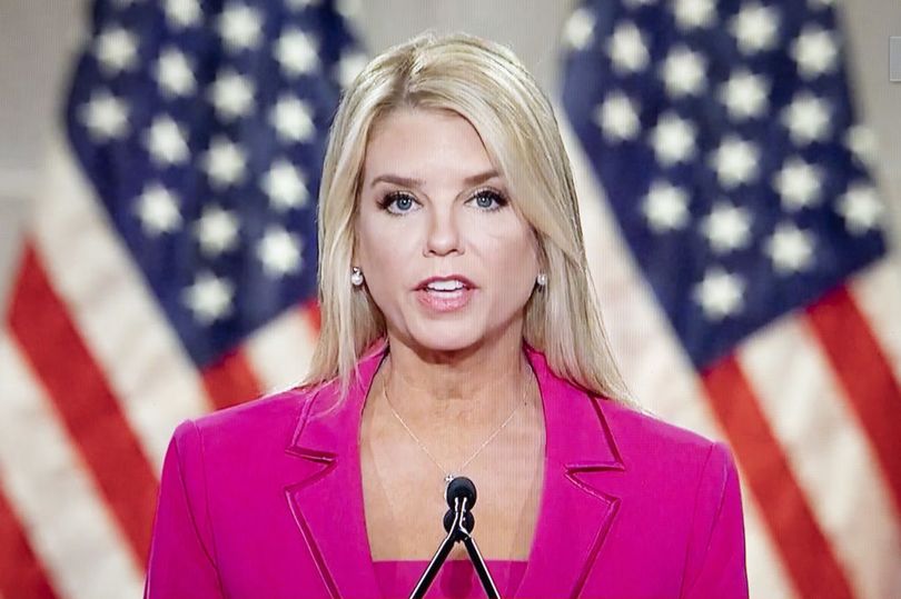 Pam Bondi gets Chuck Grassley praise as Attorney General questioning ...