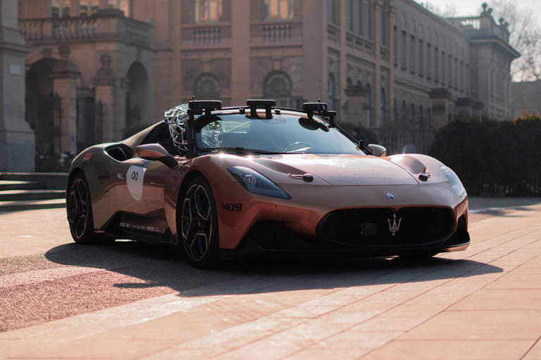 Artificial Intelligence Drove a Maserati 177 mph