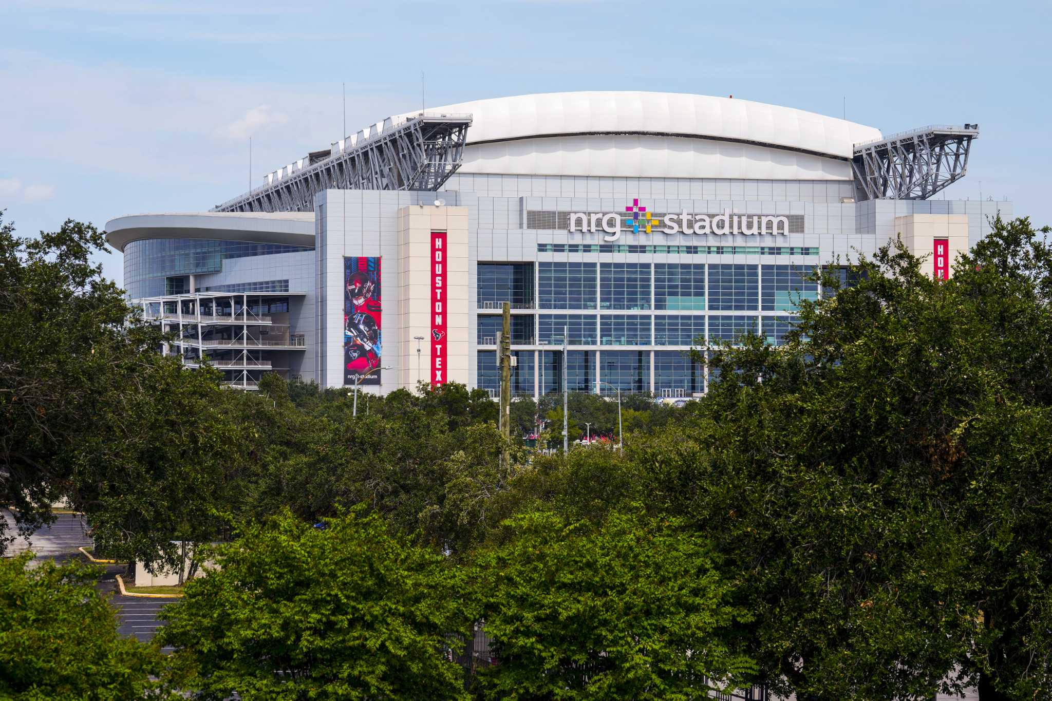 NRG Stadium is safe but needs $1.4 billion in repairs. Scroll through ...