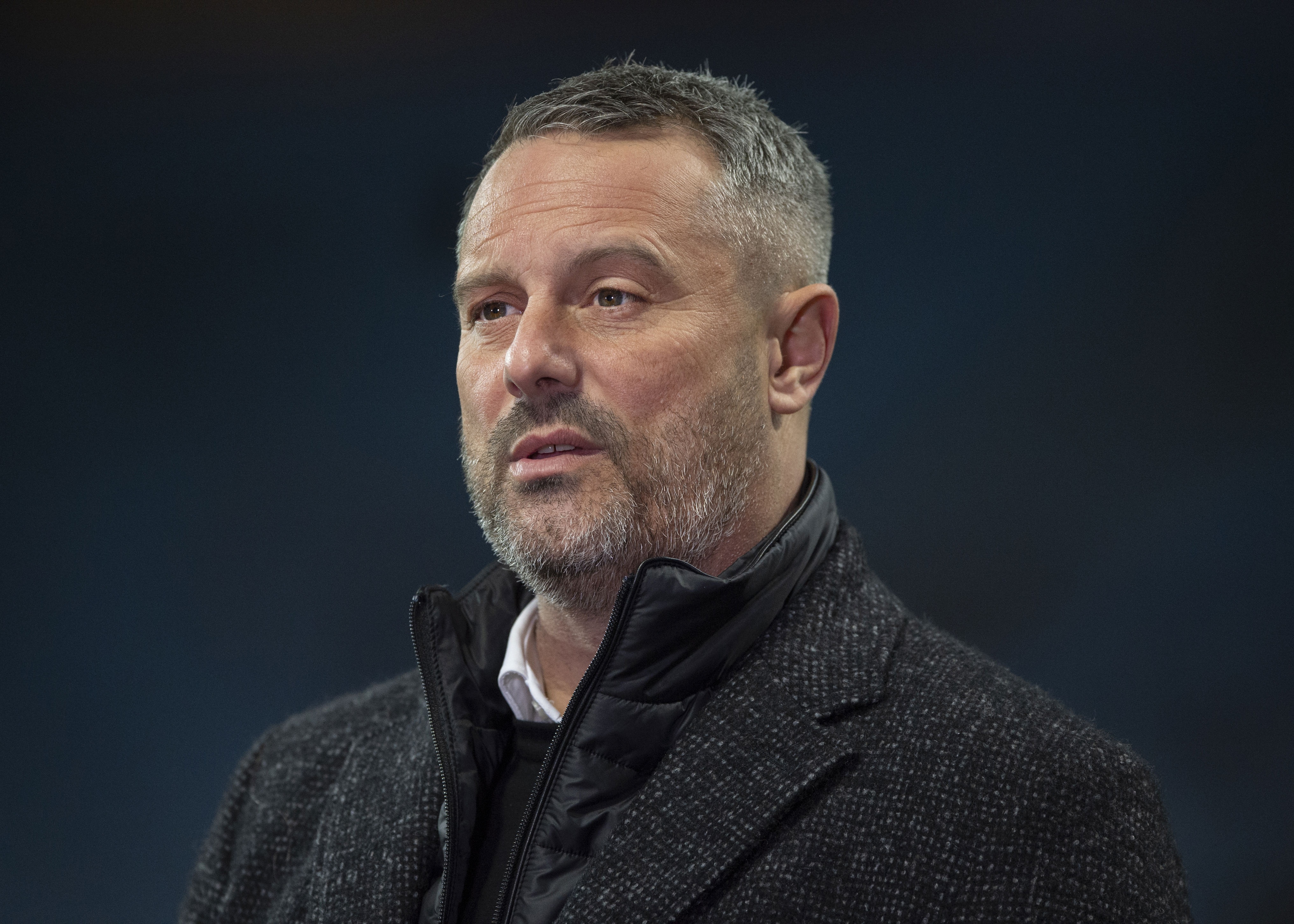 Who are the commentators and pundits on TNT Sports this week?