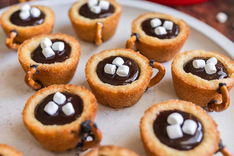53 Cookie Cup Recipes made with a Mini Muffin Tin
