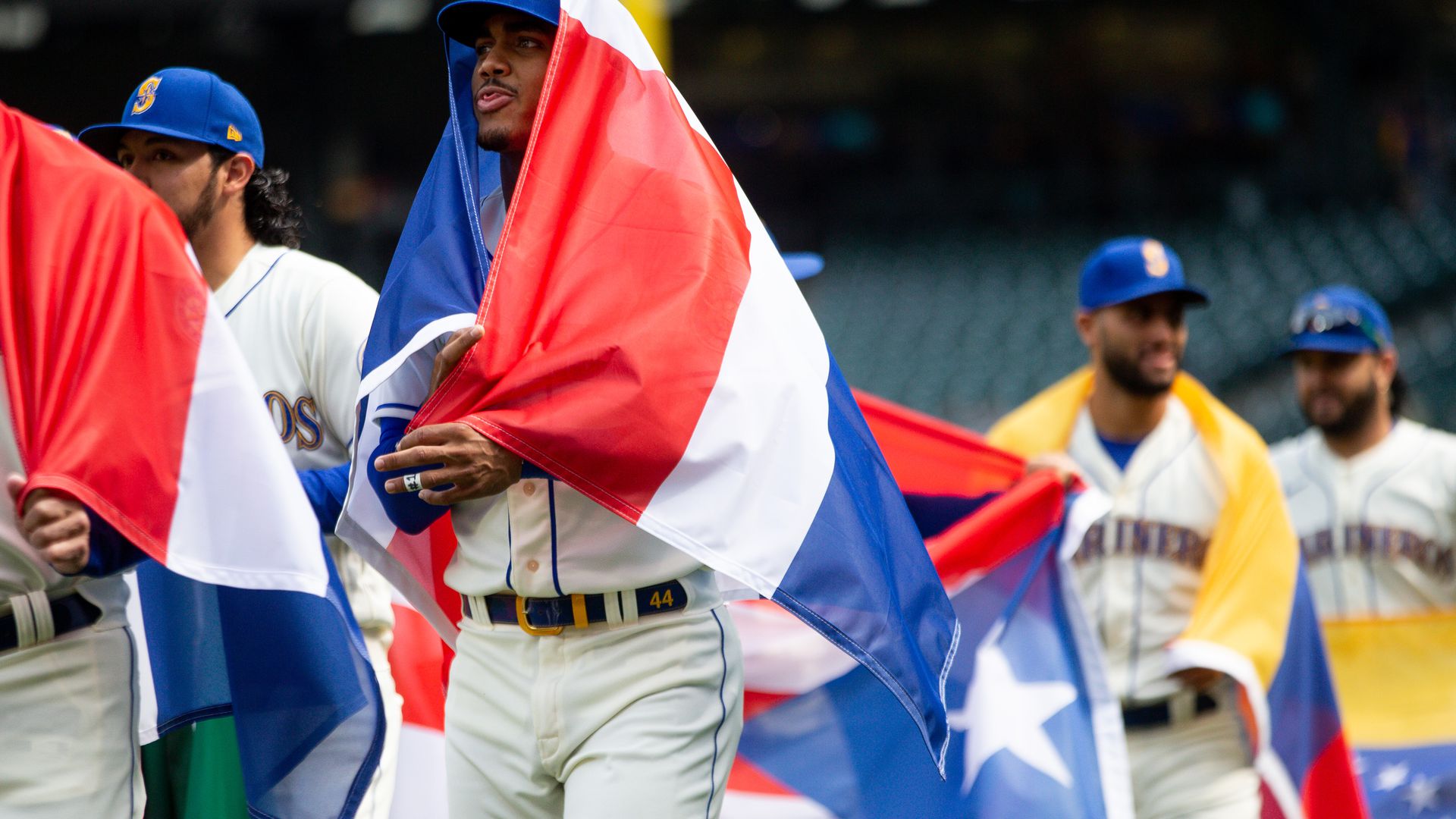 Tigers sign outfielder Cris Rodriguez as 2025 international signing ...
