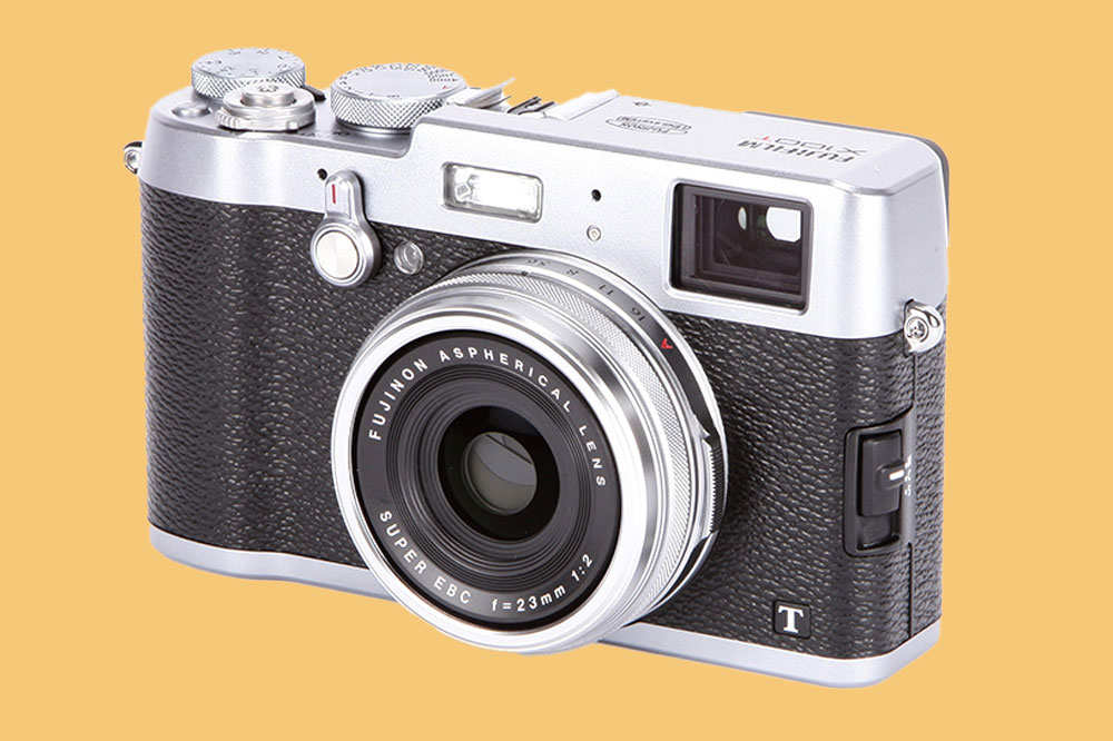 12 Best Second-hand Classic Compact Cameras: stylish and enduring