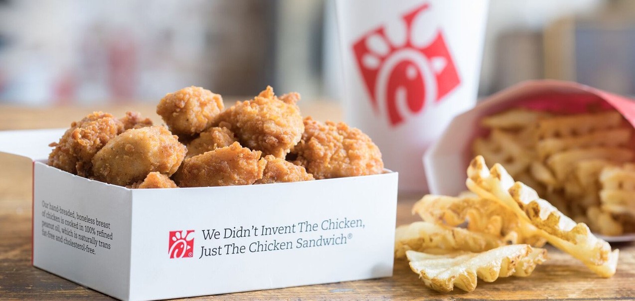 Chick-Fil-A’s “Iconic” Valentine’s Day Heart Trays Are Officially Ready ...