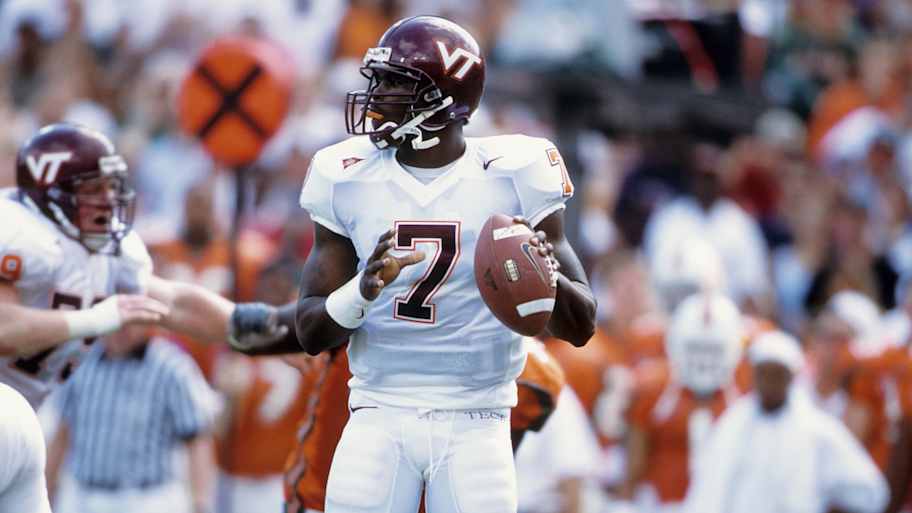 Former Virginia Tech QB Michael Vick Inducted Into College Football ...