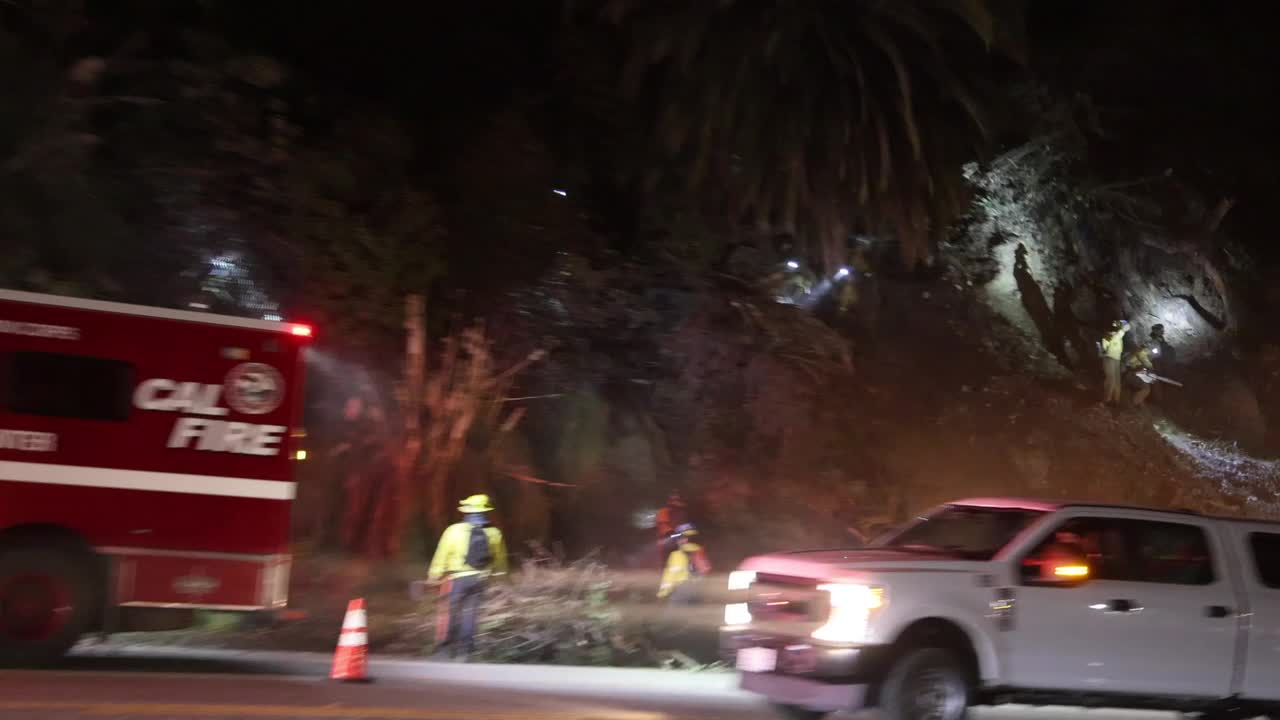 Cal Fire Crew Works Overnight to Clear Brush Along PCH Amid Palisades ...