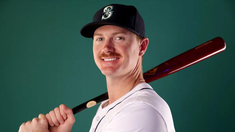 Seattle Mariners acquire catcher Blake Hunt from Orioles Seattle Mariners acquire catcher Blake Hunt from Orioles