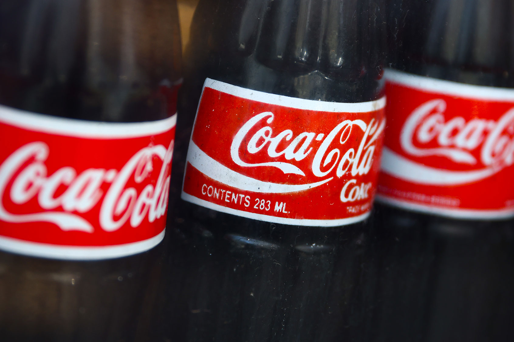 "Foreign object": Coca-Cola recalls 10,000 cans due to plastic ...