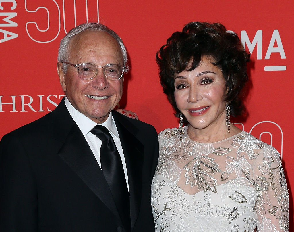 LA Collectors Lynda and Stewart Resnick Call Criticism of Water Usage ...