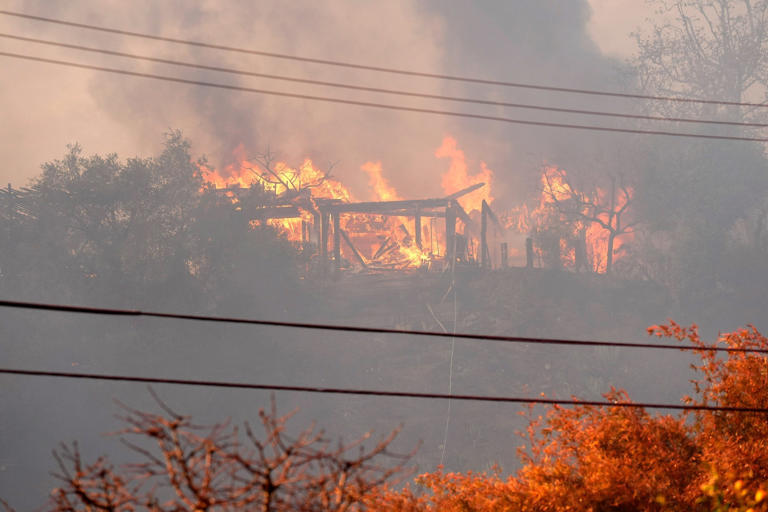 Look twice before sharing those viral LA fire videos. Many aren't real