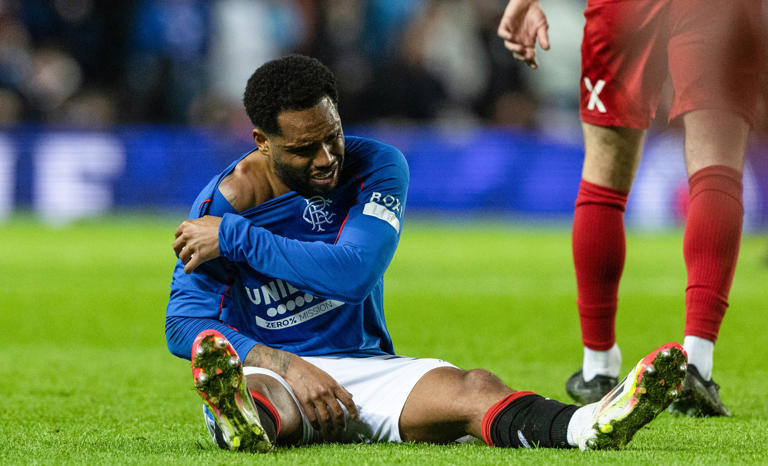 Philippe Clement has say on winning back Rangers fans, three new injury ...