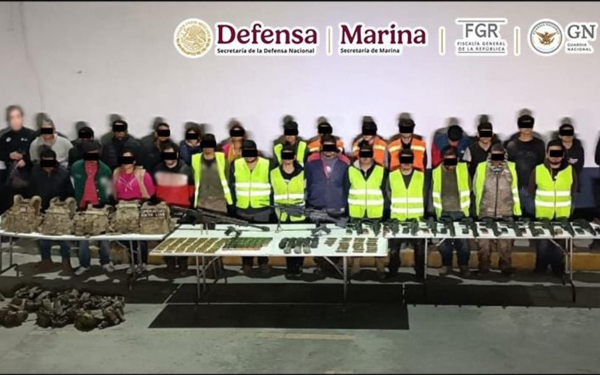 Caen 27 con rifles, Barret, ametralladoras y pistolas en Nuevo León