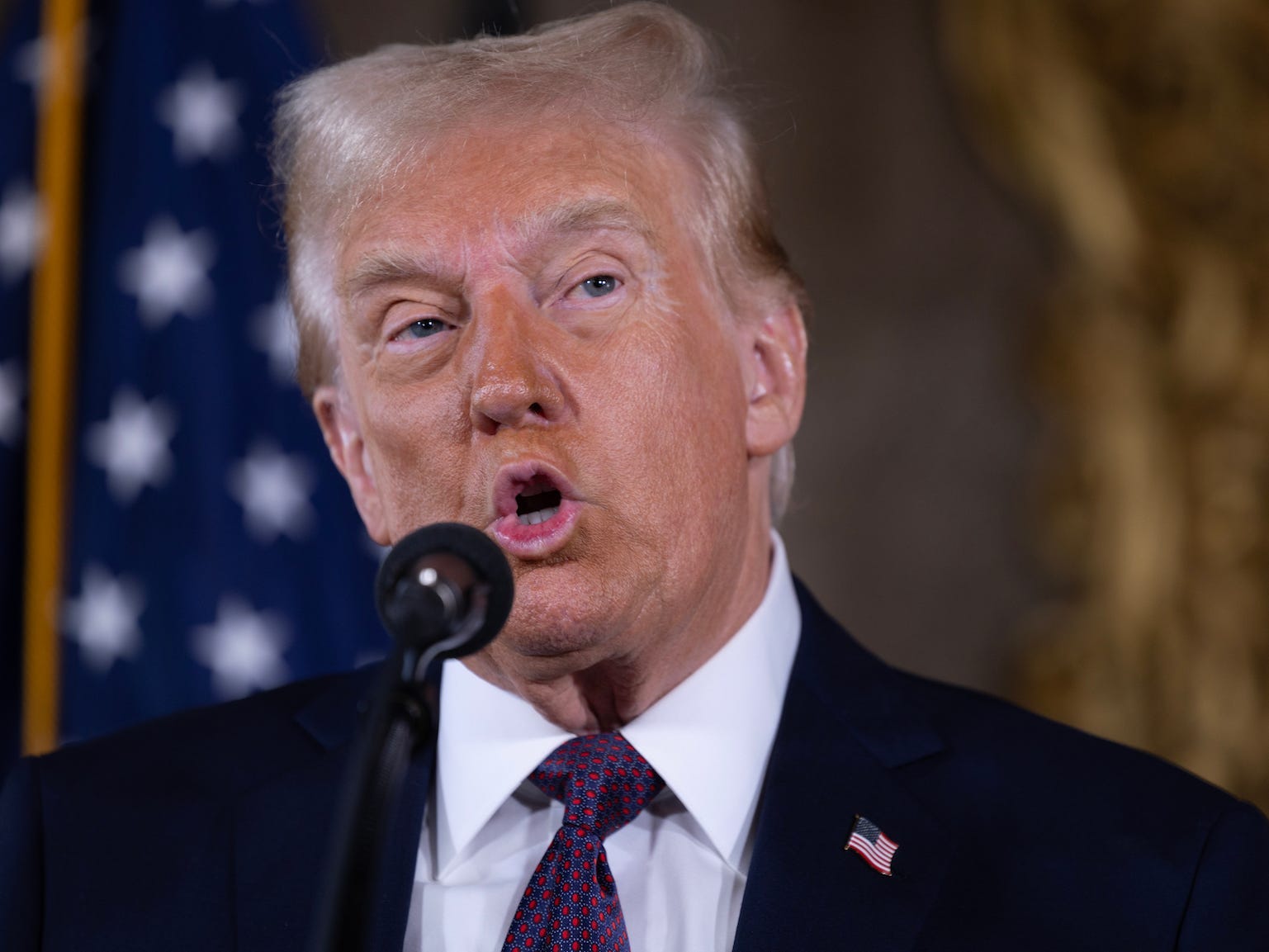 Billionaires and CEOs have a choice to make: Attend Trump's ...