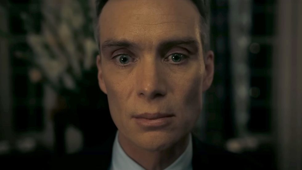 What is Shallow Depth of Field? Definition & Examples