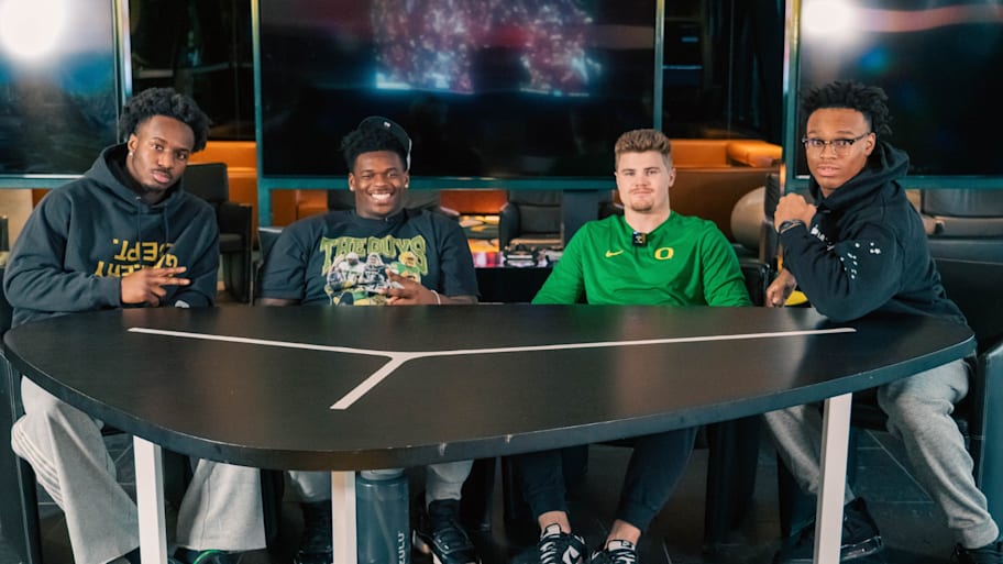 Oregon Ducks' Marcus Harper Reveals Strong Football Team Chemistry ...