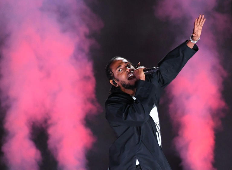 Who is doing the Super Bowl halftime show 2025? Predicting Kendrick ...