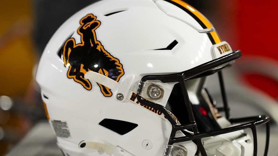 Wyoming Football Legend Ryan Yarborough Named To 2025 College Football ...
