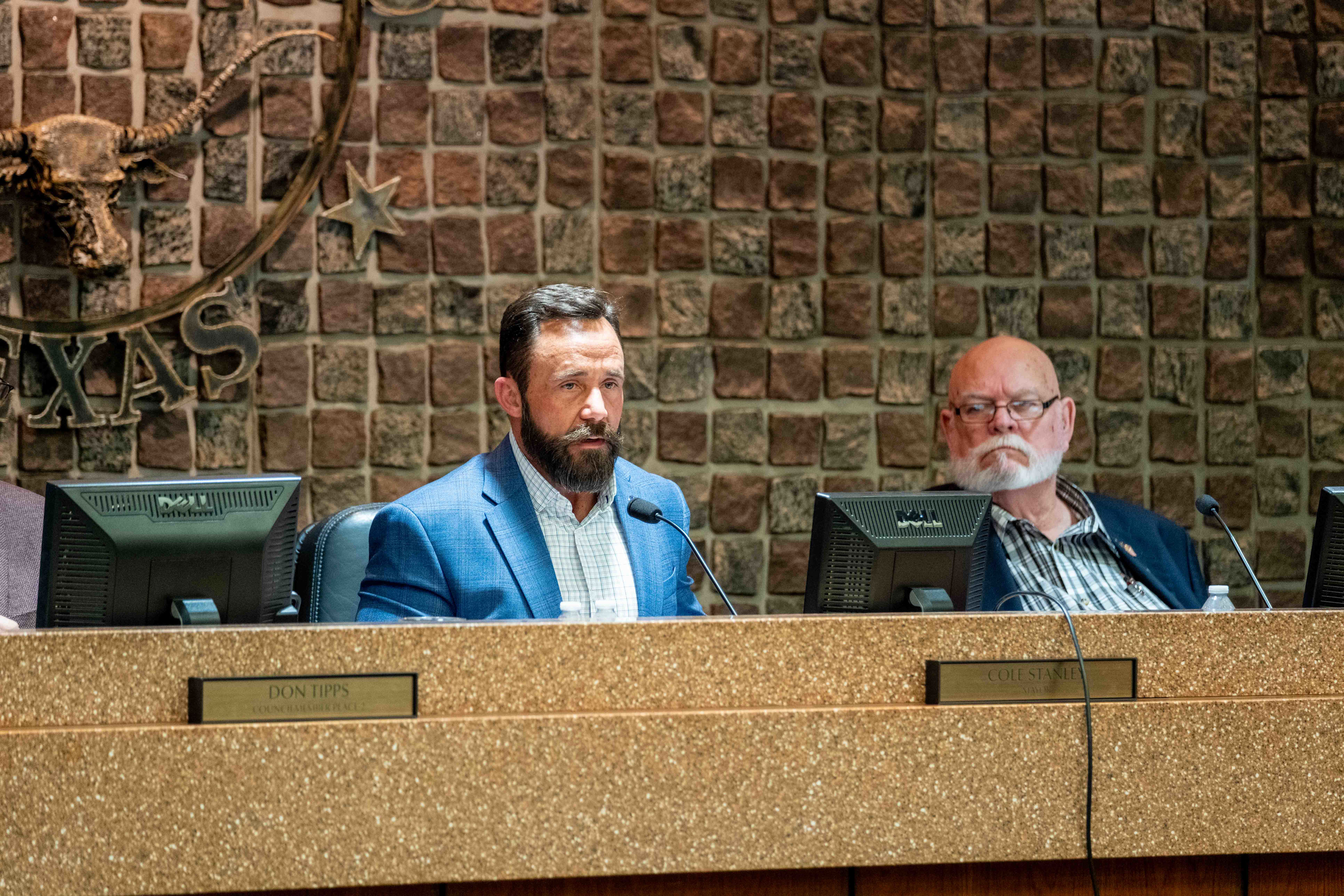 Amarillo City Council approves AEDC amendments despite Simpson’s call ...